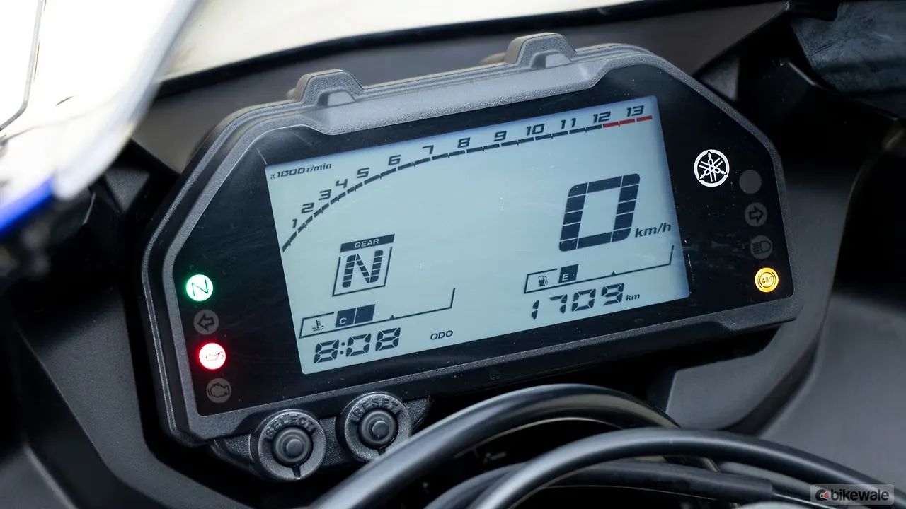 Yamaha YZF R3 – Road Test Review - BikeWale