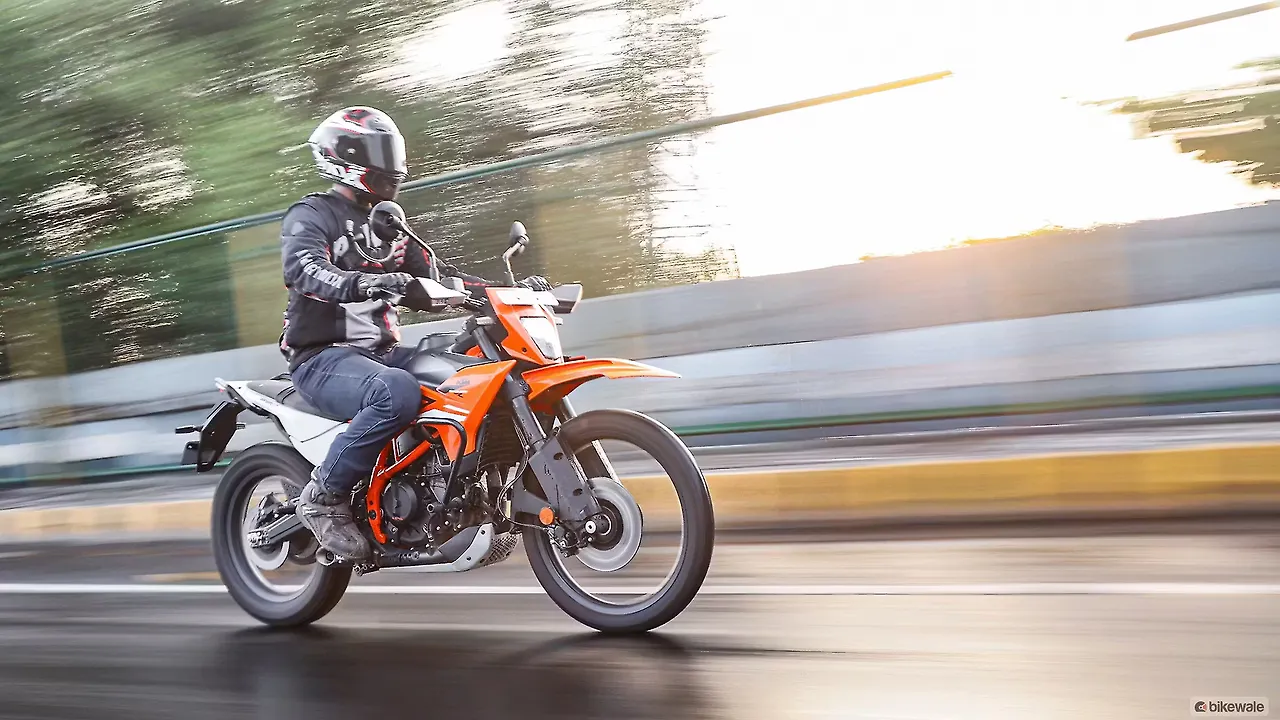 KTM 390 Adventure, RC390, 390 Enduro R Gets 10 Year Warranty - BikeWale