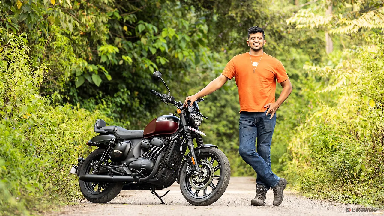 Yezdi Roadster Price - Mileage, Images, Colours | BikeWale