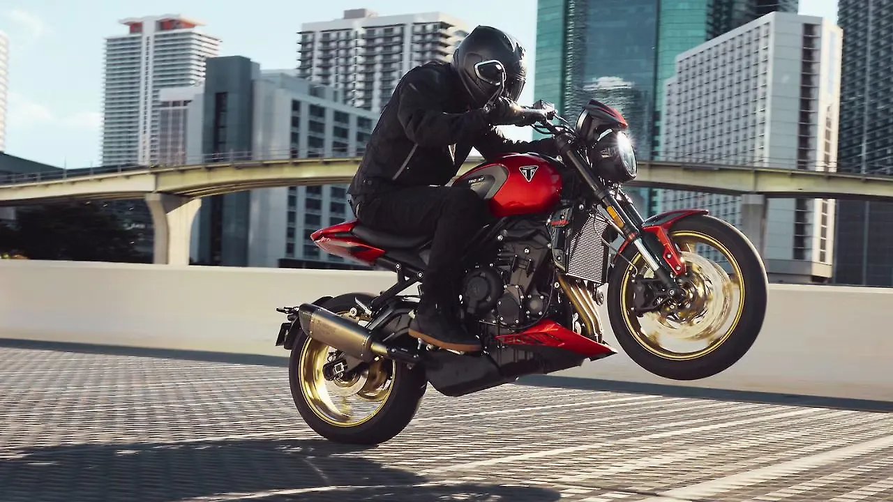 Triumph Trident 800 Makes its Global Debut - BikeWale