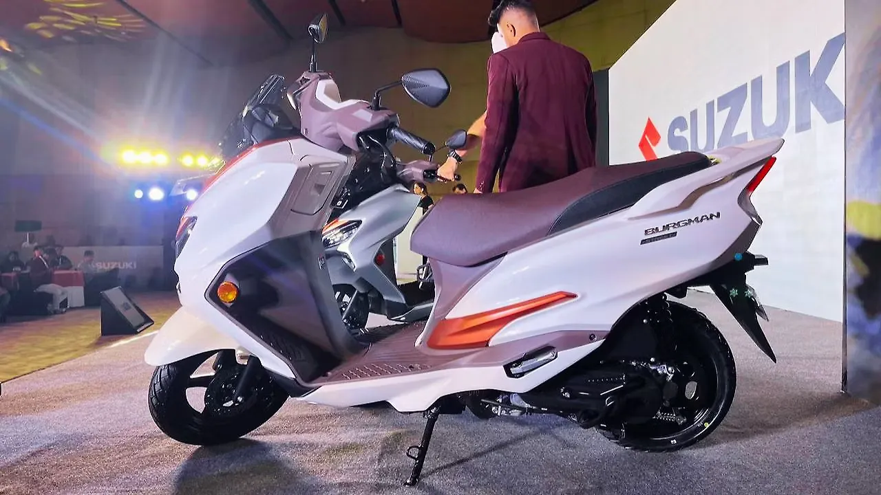 2026 Suzuki Burgman Street Launched at Rs. 1.02 lakh - BikeWale