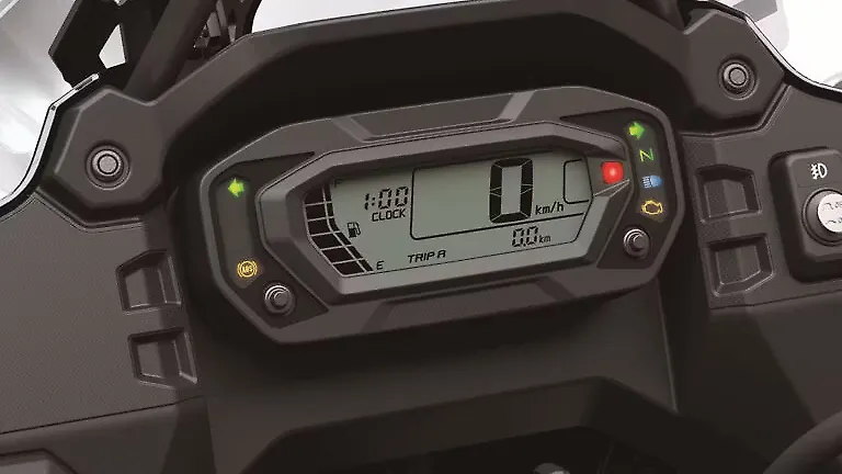 Kawasaki KLR 650 adventure bike makes a comeback! - BikeWale