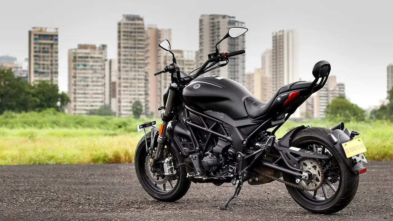 Benelli 502C Rear Swing Arm Image - BikeWale