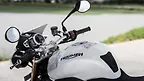 Triumph Speed Triple First Ride Review - BikeWale