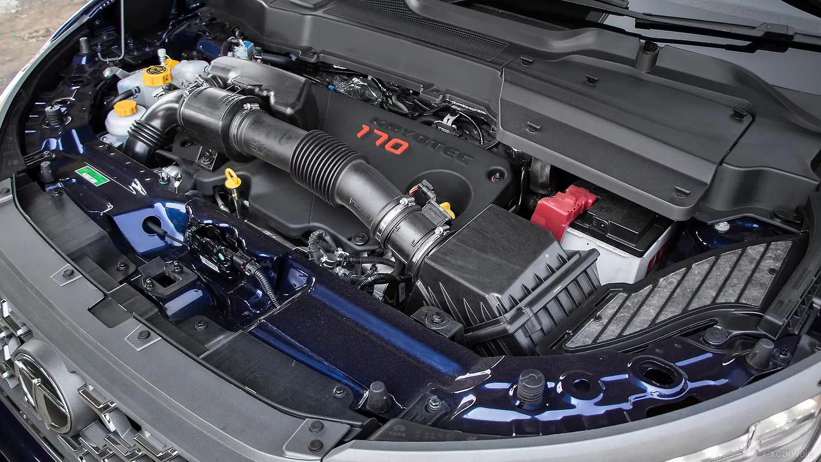 Tata Safari facelift interior leaked; new dashboard, centre console ...