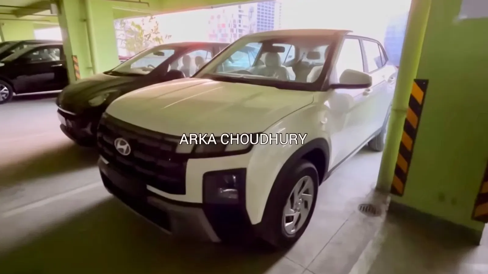 Hyundai Creta facelift base E variant arrives at dealership - CarWale