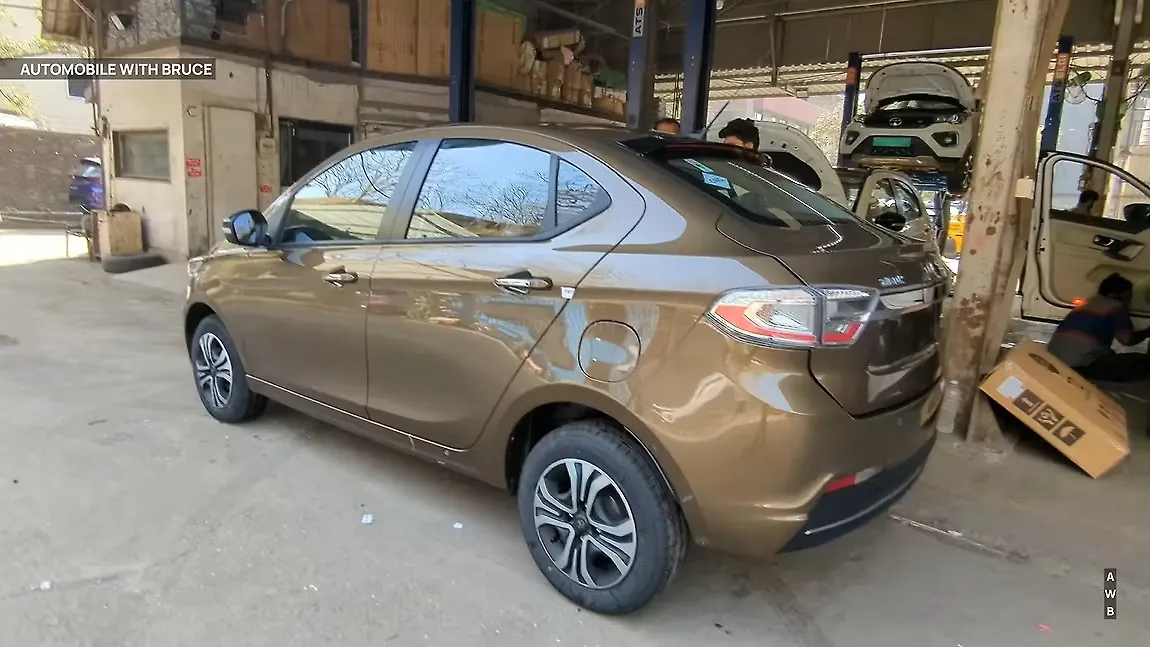 Tata Tigor CNG AMT arrives at dealerships across India - CarWale