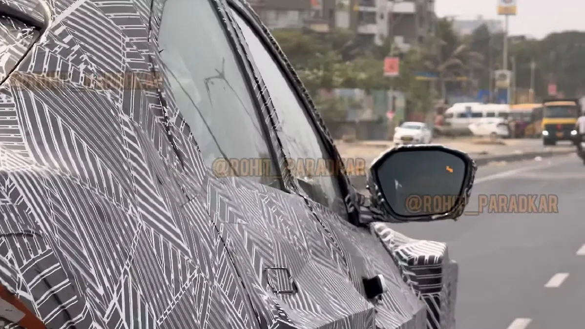 Tata Curvv spied again; new features leaked - CarWale