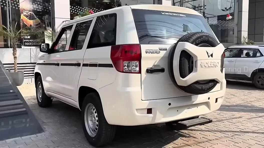 Mahindra Bolero Neo+ base variant arrives at dealership - CarWale