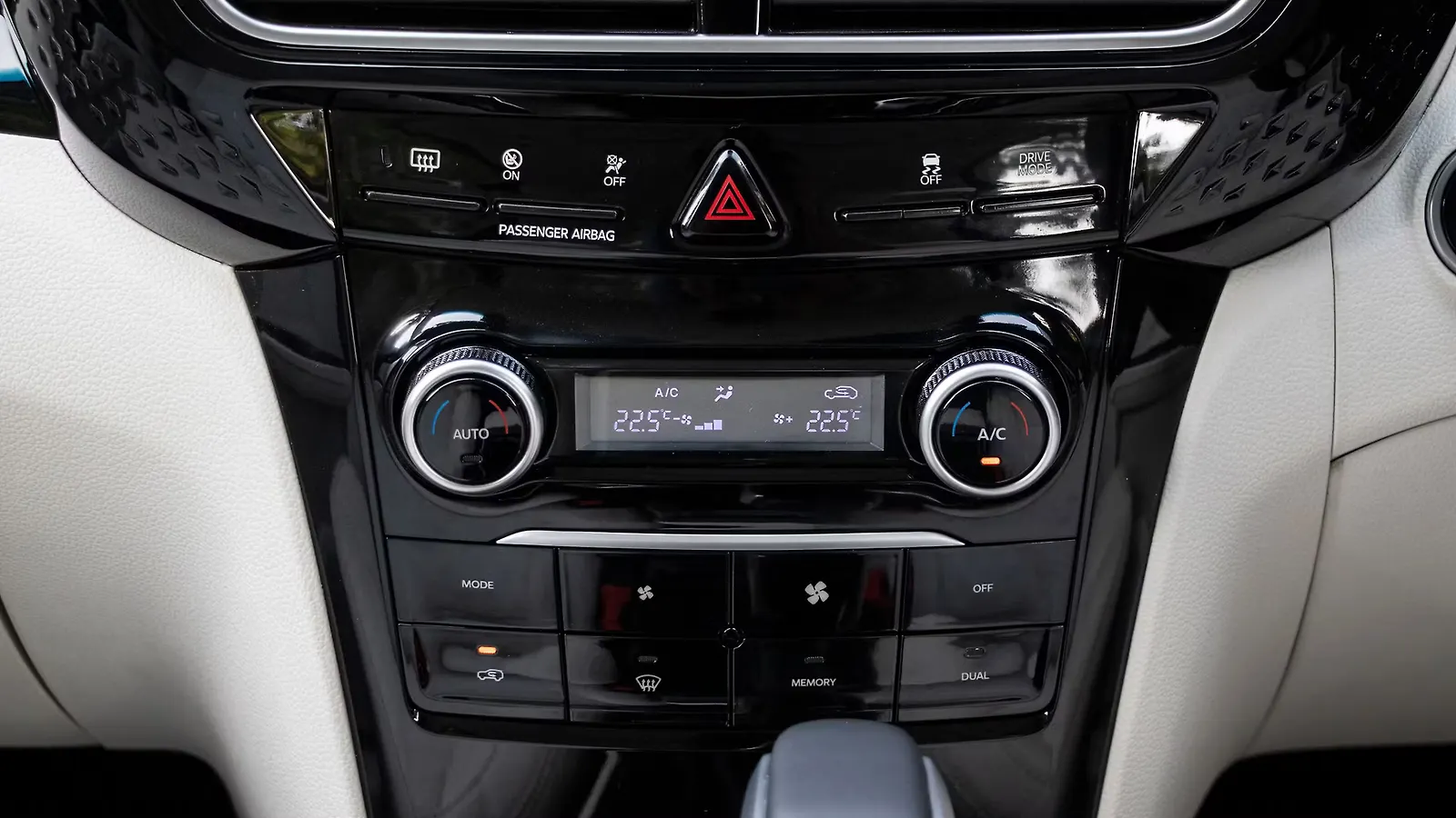 Mahindra XUV 3XO - Tech explained - CarWale