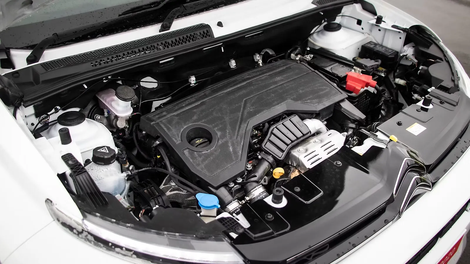 Citroen Basalt - Basalt Price, Specs, Images, Colours