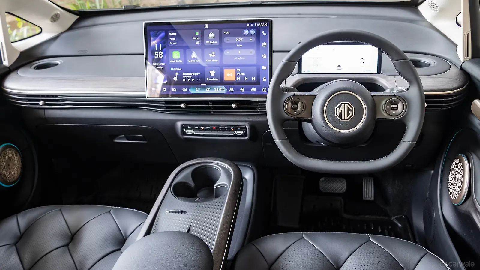 MG Windsor EV First Drive Review - CarWale