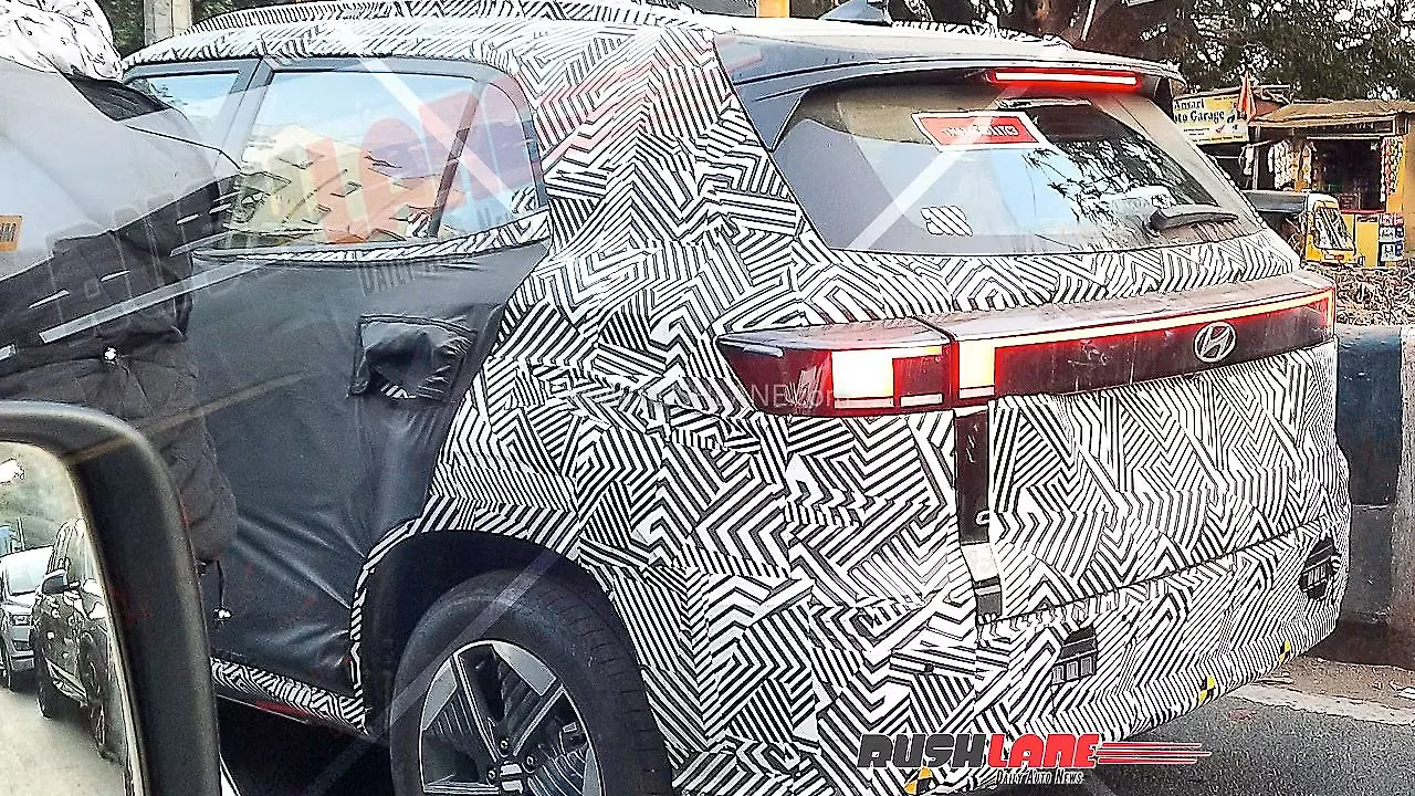 Hyundai Creta EV spied ahead of January launch - CarWale
