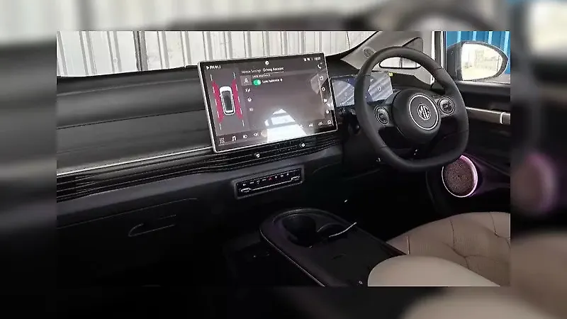 MG Windsor EV Pro Spied Undisguised Ahead of Launch! - CarWale