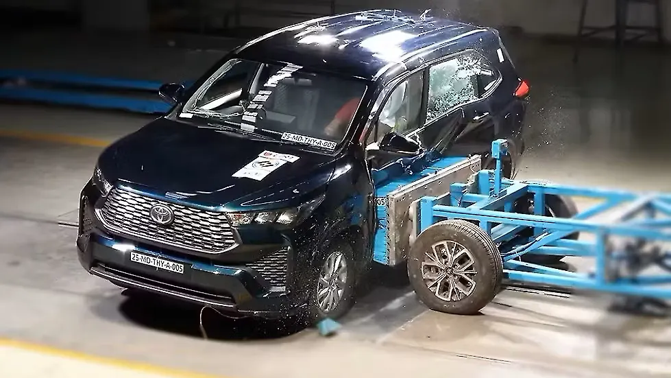 Maruti Invicto Safety Rating: Could it Match the Innova Hycross? - CarWale