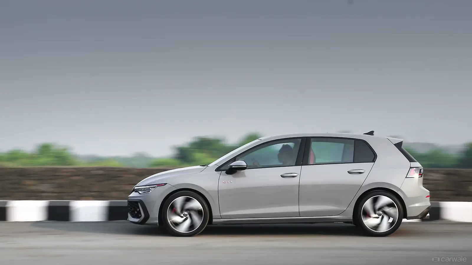 Volkswagen Golf GTI First Drive Road Review - CarWale