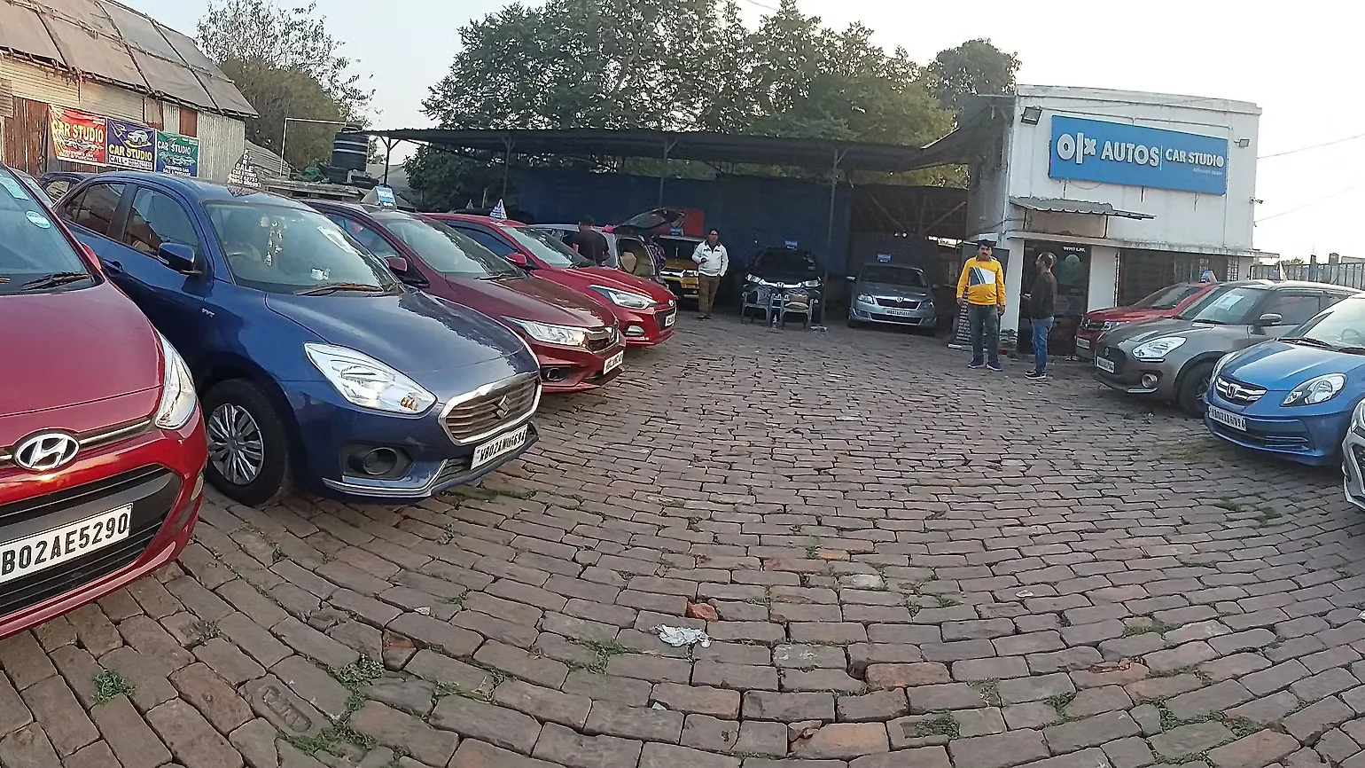 Used Car Showrooms in Kolkata | Used Car Dealers in Kolkata - CarWale