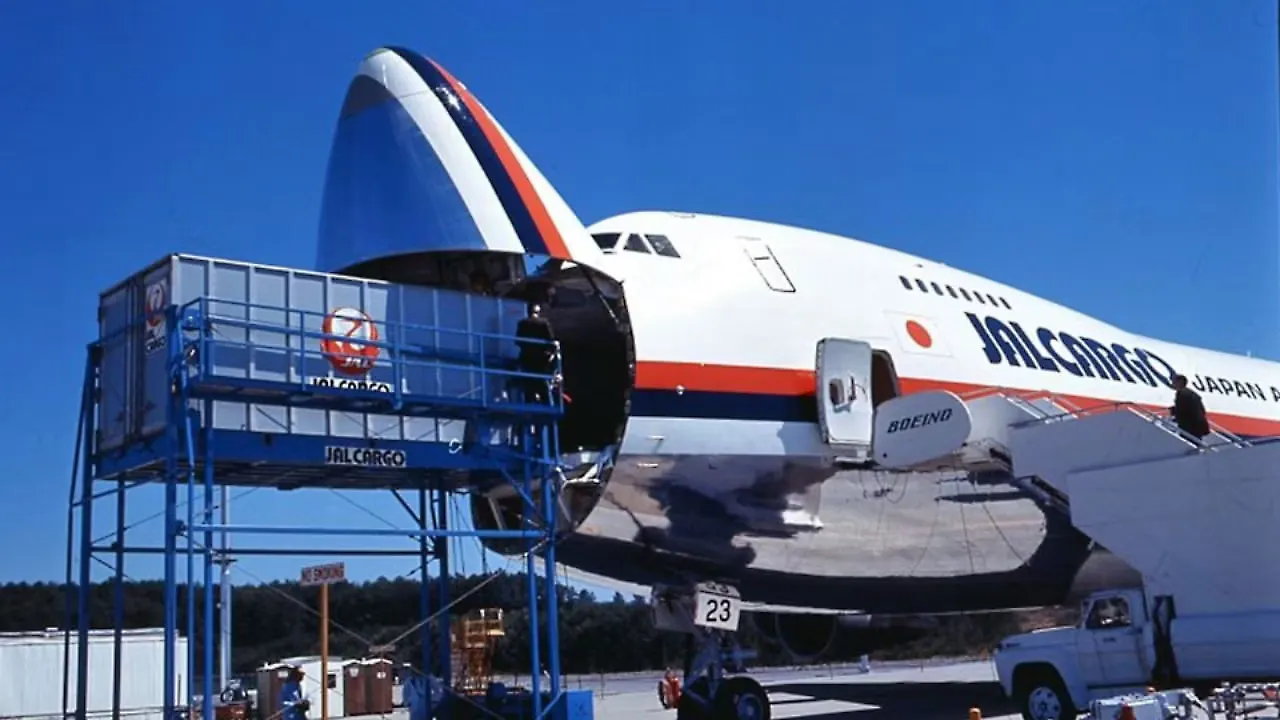 Reflecting on the Legacy of Boeing's Iconic 747-100