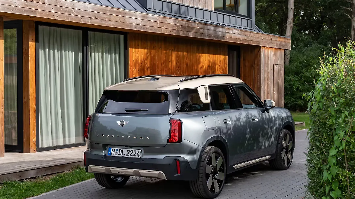 MINI Countryman Electric Price Images Colours Reviews CarWale