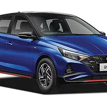 Hyundai e20 price store