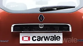 Renault Duster Images, Interior & Exterior Photo Gallery - CarWale