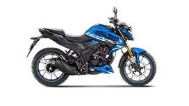 Honda Hornet 2.0 Right Side View Image – BikeWale