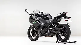 Kawasaki Ninja 500 Left Side View Image – BikeWale