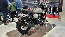 TVS Ronin Right Side View Image – BikeWale