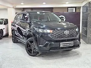 10 Used Toyota Innova Hycross Cars in Delhi, Second Hand Toyota Innova ...