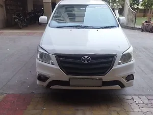 12 Used Toyota Innova Cars in Surat, Second Hand Toyota Innova Cars in ...