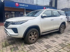 Used Toyota Fortuner Cars in Kochi, Second Hand Toyota Fortuner Cars in ...