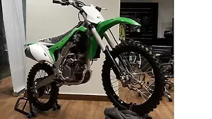Kawasaki KX250F Price, Images, Colours, Mileage & Reviews | BikeWale