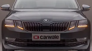 Skoda Octavia Price (GST Rates), Images, Mileage, Colours - CarWale
