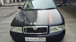 Skoda Octavia Combi Price - Images, Colors & Reviews - CarWale