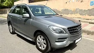 Discontinued M-Class ML 250 CDI on road Price | Mercedes-Benz M-Class ...