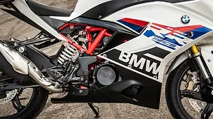 BMW G310 RR Price - Mileage, Images, Colours | BikeWale