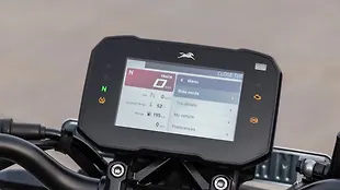 TVS Apache RTR 310 Price - Mileage, Images, Colours | BikeWale