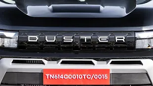 Renault Duster Price - Images, Colours & Reviews - CarWale
