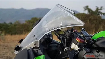 Kawasaki Ninja ZX-10R [2015] Exterior Image – BikeWale