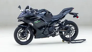 Images of Kawasaki Ninja 500 | Photos of Ninja 500 - BikeWale