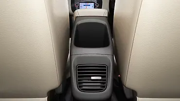 Fiat Linea Images, Interior & Exterior Photo Gallery - CarWale