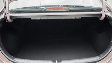 Verna [2017-2020] Front View Image, Verna [2017-2020] Photos in India ...