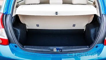 Etios Liva Rear View Image, Etios Liva Photos in India - CarWale