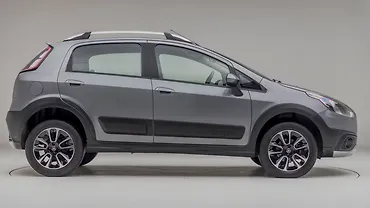 Urban Cross Right Side Image, Urban Cross Photos in India - CarWale