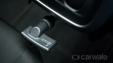 Mahindra KUV100 NXT Images, Interior & Exterior Photo Gallery - CarWale