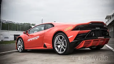 Huracan Evo Rear Bumper Image, Huracan Evo Photos in India - CarWale