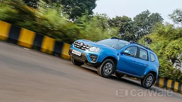 Renault Duster [2019-2020] Images - Interior & Exterior Photo Gallery ...