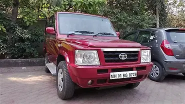 Sumo Gold Left Front Three Quarter Image, Sumo Gold Photos in India ...