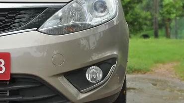 Zest Wheels-Tyres Image, Zest Photos in India - CarWale