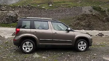 Yeti [2014-2015] Rear View Image, Yeti [2014-2015] Photos in India ...